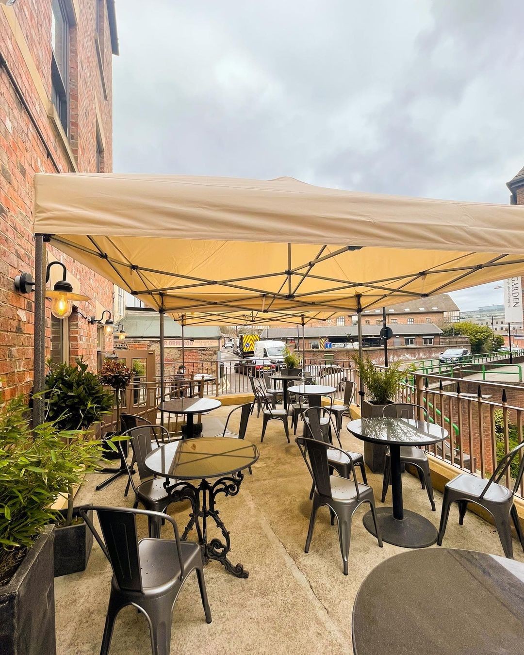 12 Tip-Top Clubs and Pubs for Student Drinks in Newcastle | Get into ...