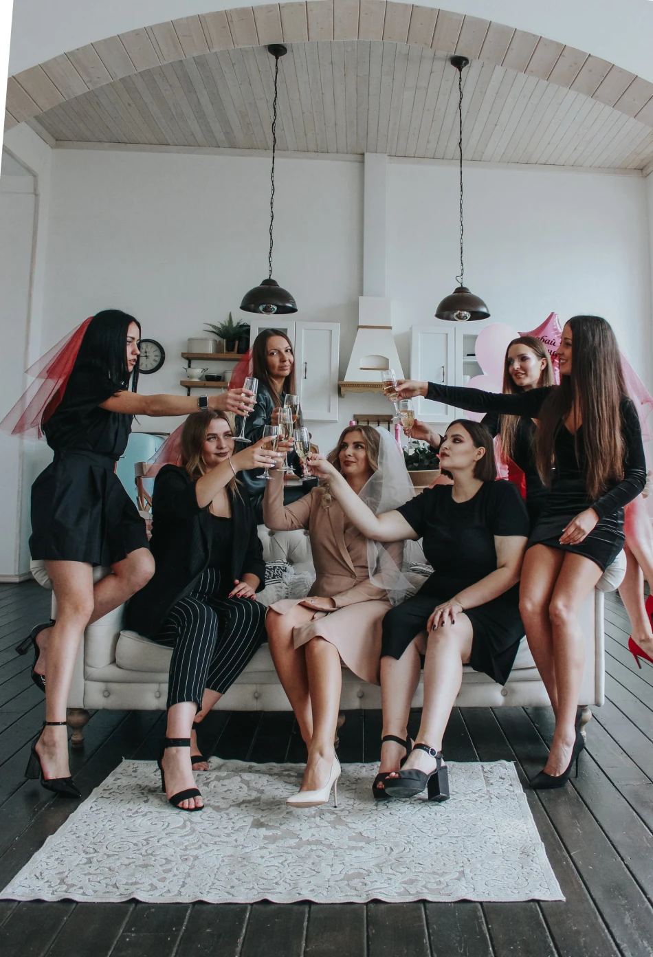 How to Plan the Perfect Hen Party in Newcastle | Get into Newcastle