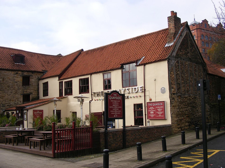 The Quayside Bar | Get into Newcastle
